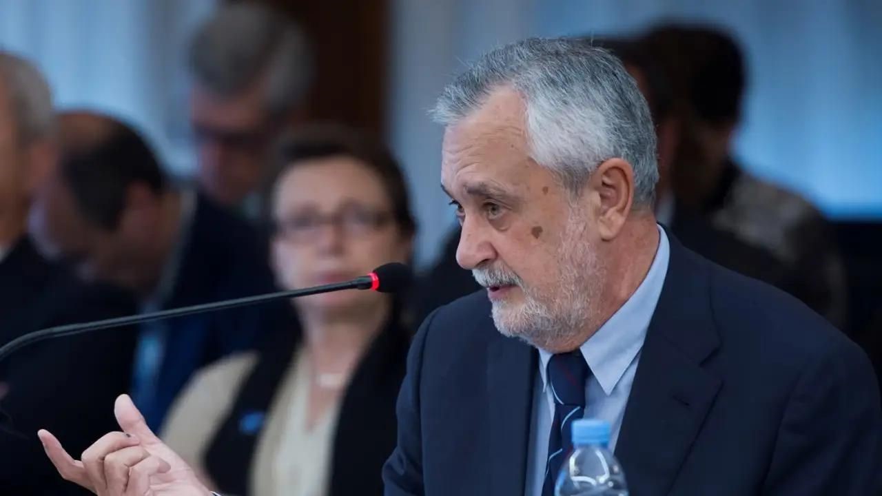 José María Calero, abogado de José Antonio Griñán, con Carlos Alsina en ...