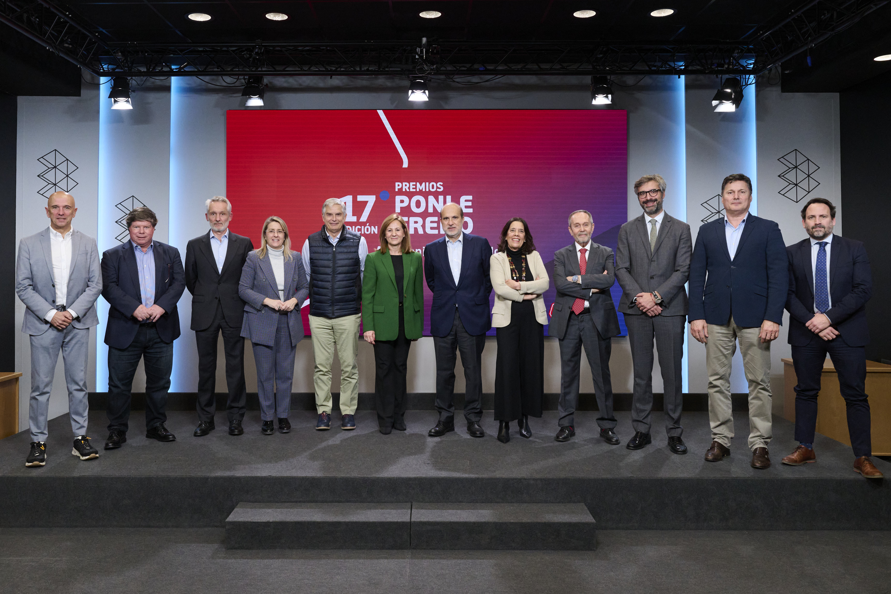 El jurado de la 17ª edición de los premios Ponle Freno se reúne para ...